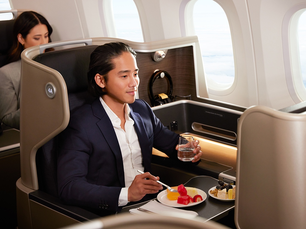 Qantas Flights | Book Cheap Domestic & International | Webjet AU